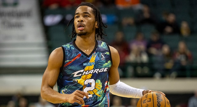 News - Charge Basketball