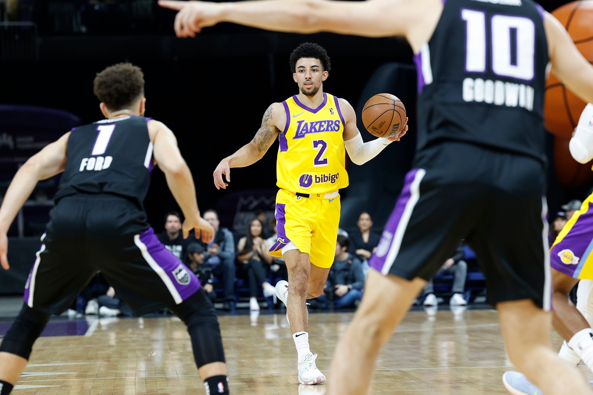 Photos: November 23 - South Bay Lakers