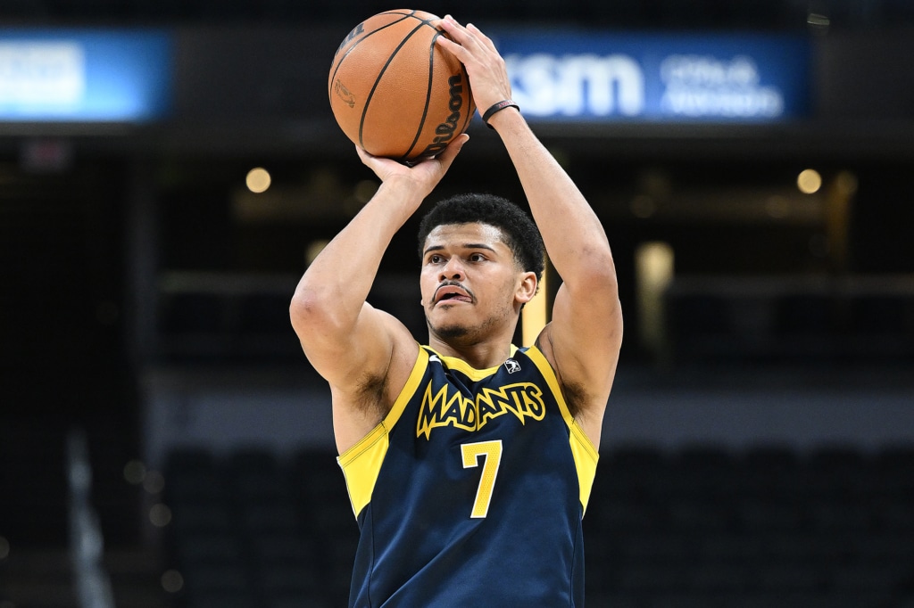 RayJ Dennis Named to All-NBA G League Rookie Team - Indiana Mad Ants