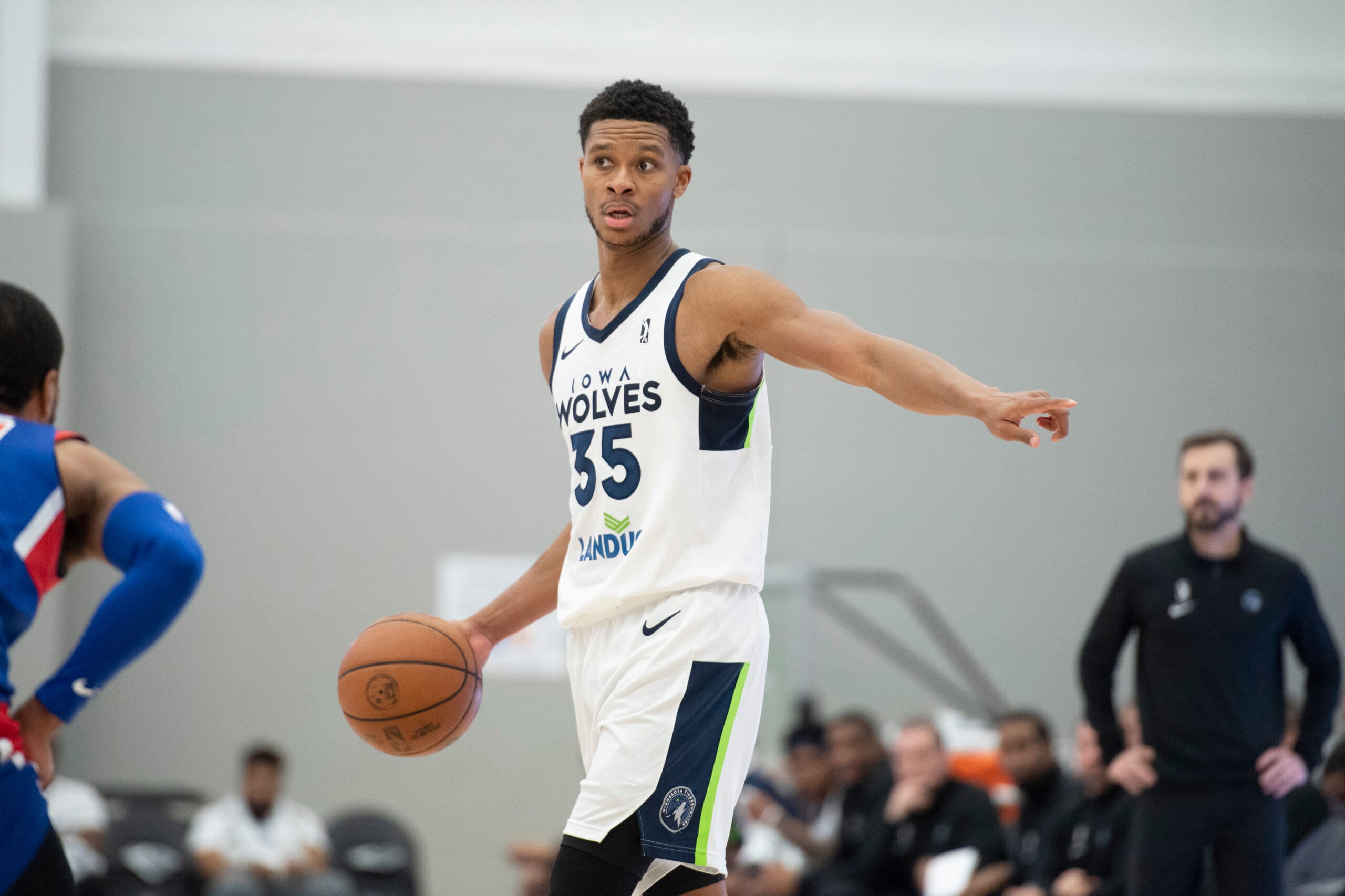 Motor City Snaps Iowa’s Five Game Winning Streak - Iowa Wolves