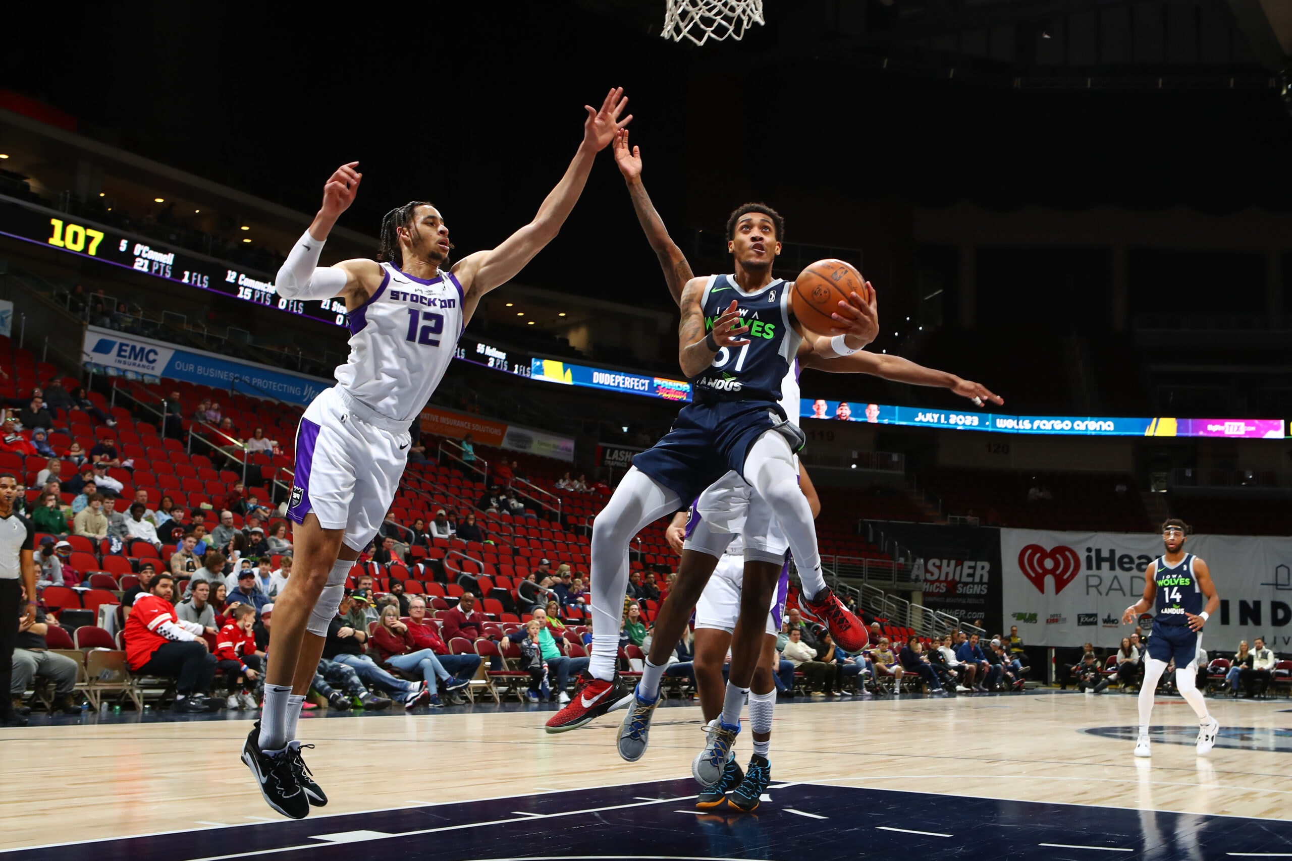 Kings Defeat the Wolves, 132-108 - Iowa Wolves