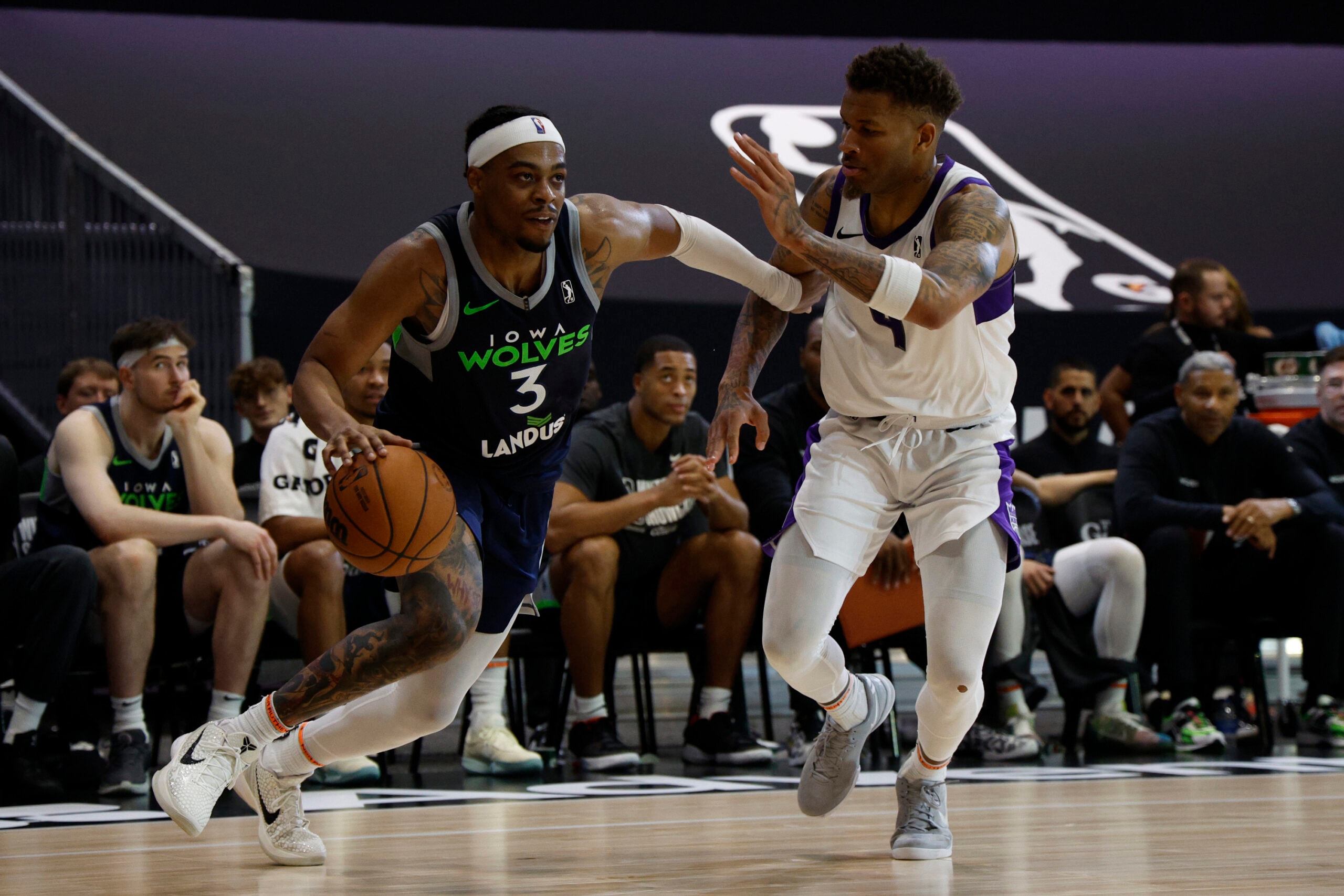 Sioux Falls Holds Off Iowa, 117-104, to Advance to Showcase Cup ...