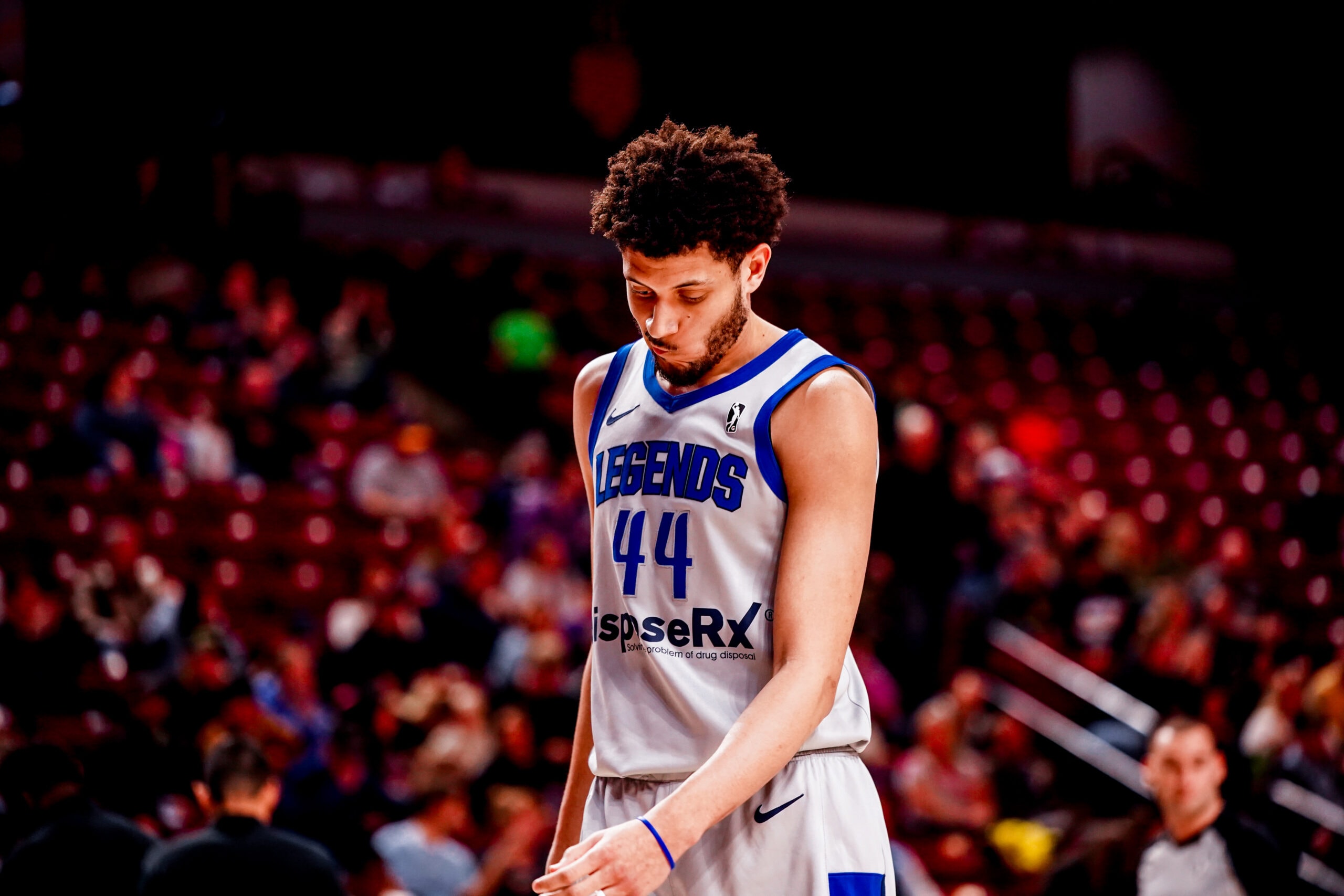 LEGENDS FALL TO STARS - Texas Legends