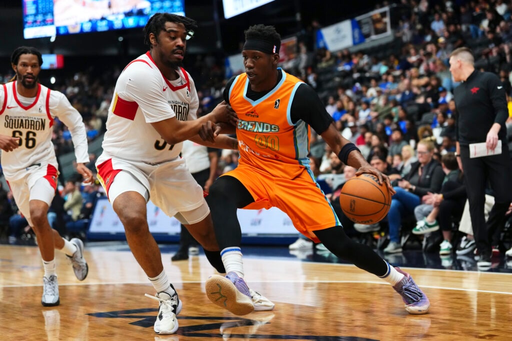LEGENDS DEFEATED BY BIRMINGHAM SQUADRON AT HOME - Texas Legends