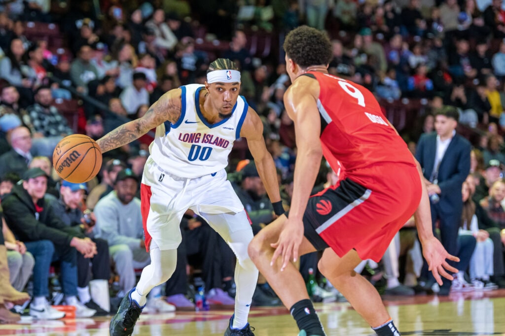 AJ LAWSON SIGNS TWO-WAY CONTRACT WITH TORONTO RAPTORS - Long Island Nets