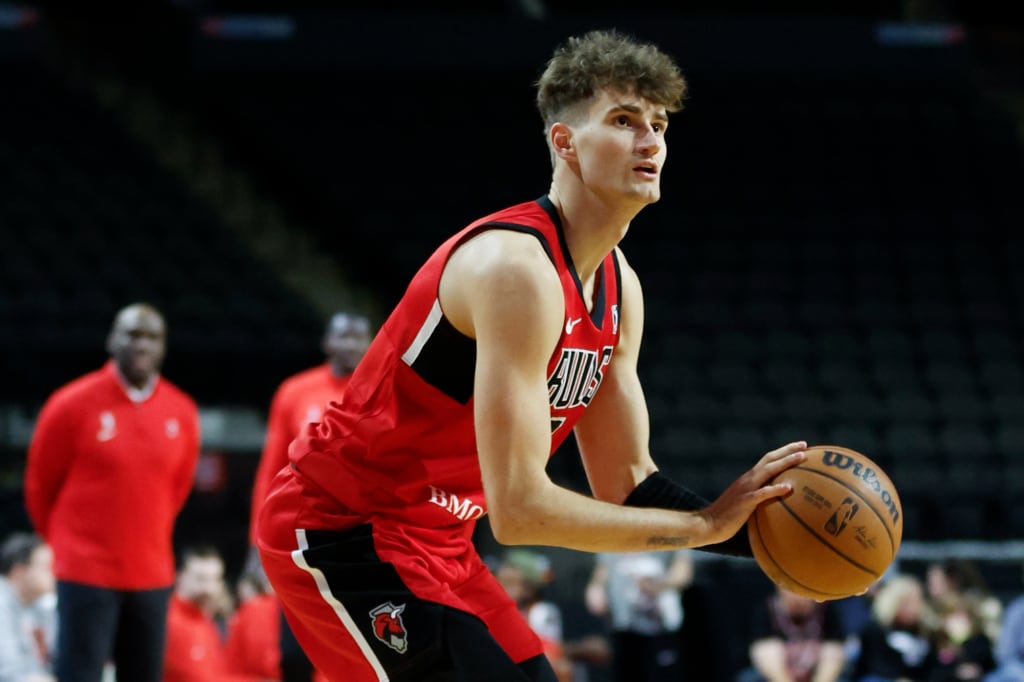 Chicago Bulls Sign Henri Drell To Two-Way Contract - The NBA G League