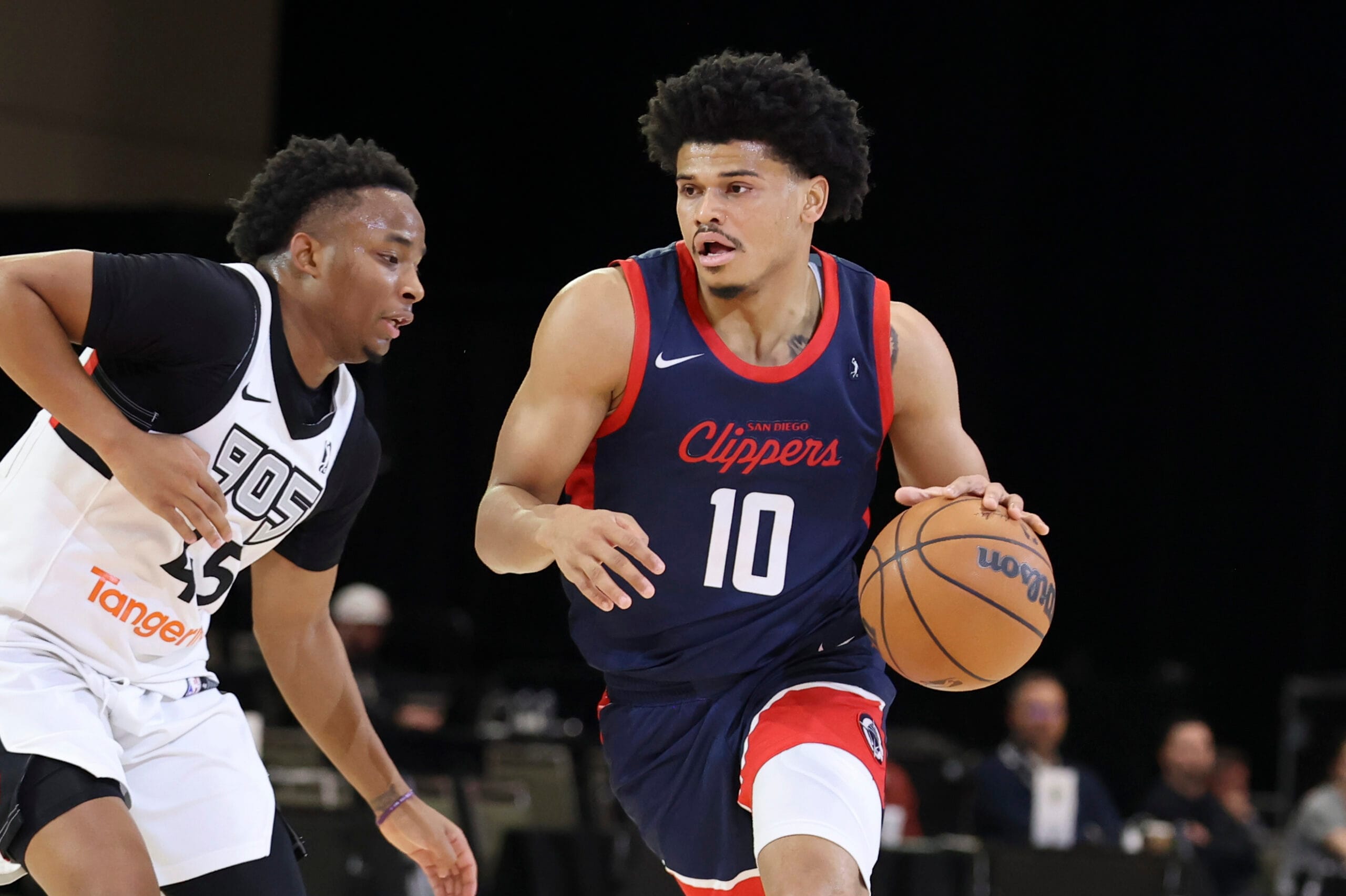 RAYJ DENNIS RETURNS TO CLIPPERS ORGANIZATION, SIGNS TWO-WAY CONTRACT ...